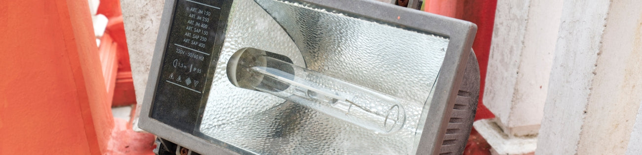 Metal Halide vs. LED Lights: Learn Whether LED or Metal Halide Lights ...