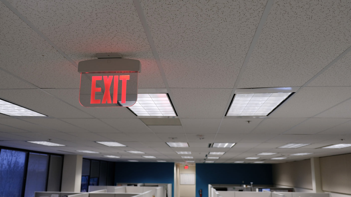 2 x 4 Foot LED 18 Cell Parabolic Troffer, LED T8 Tube Ready (3 lamps ...